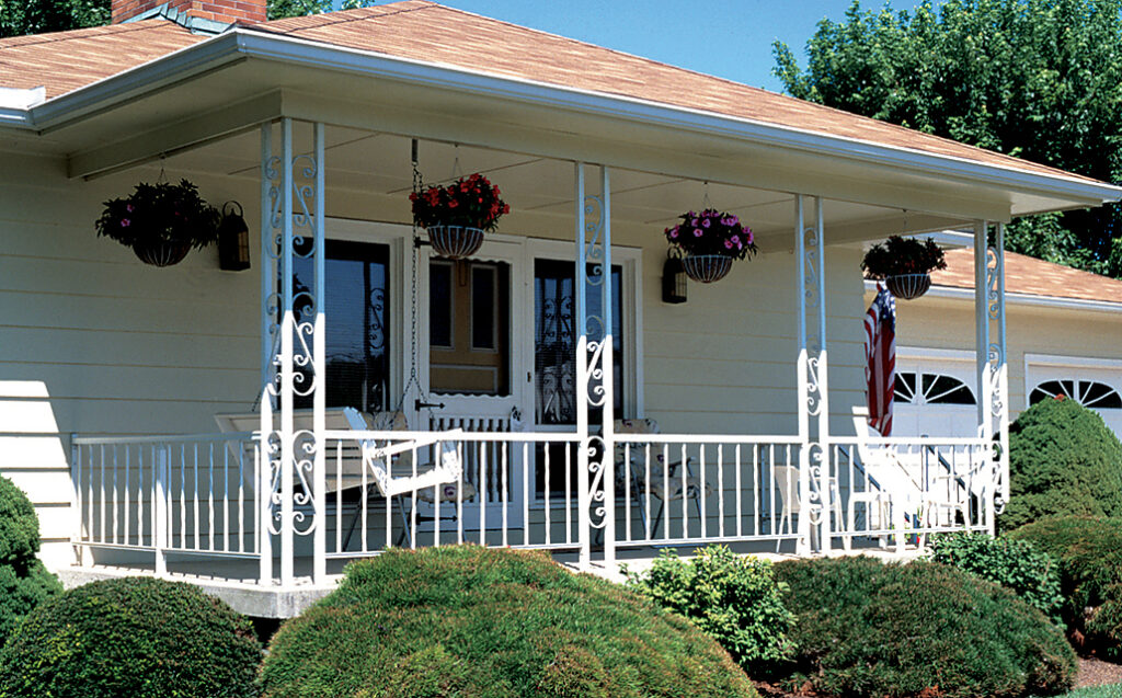 Economy Picket Railing: Series 6E - Superior Aluminum