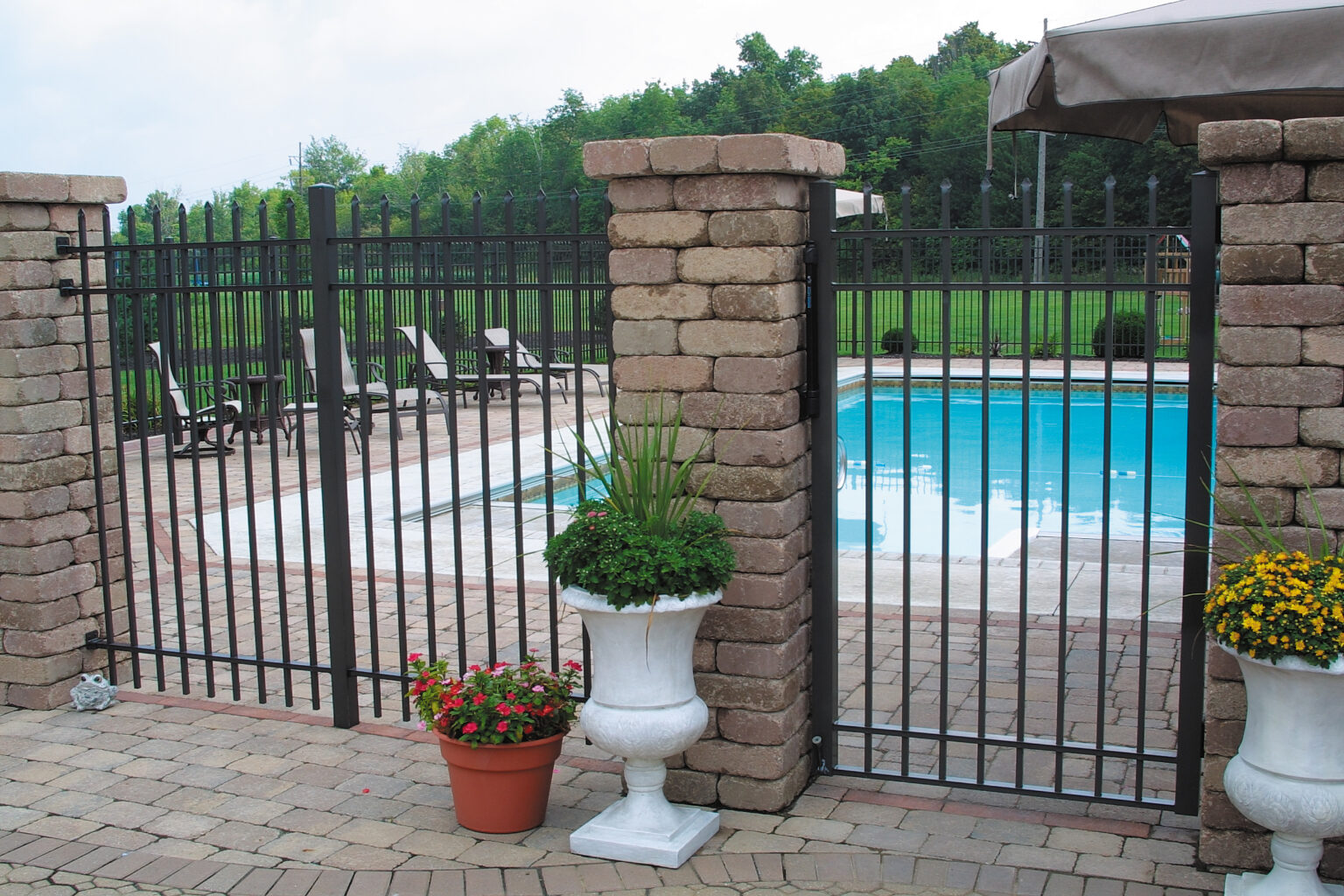 Custom Aluminum Gates - Superior Aluminum