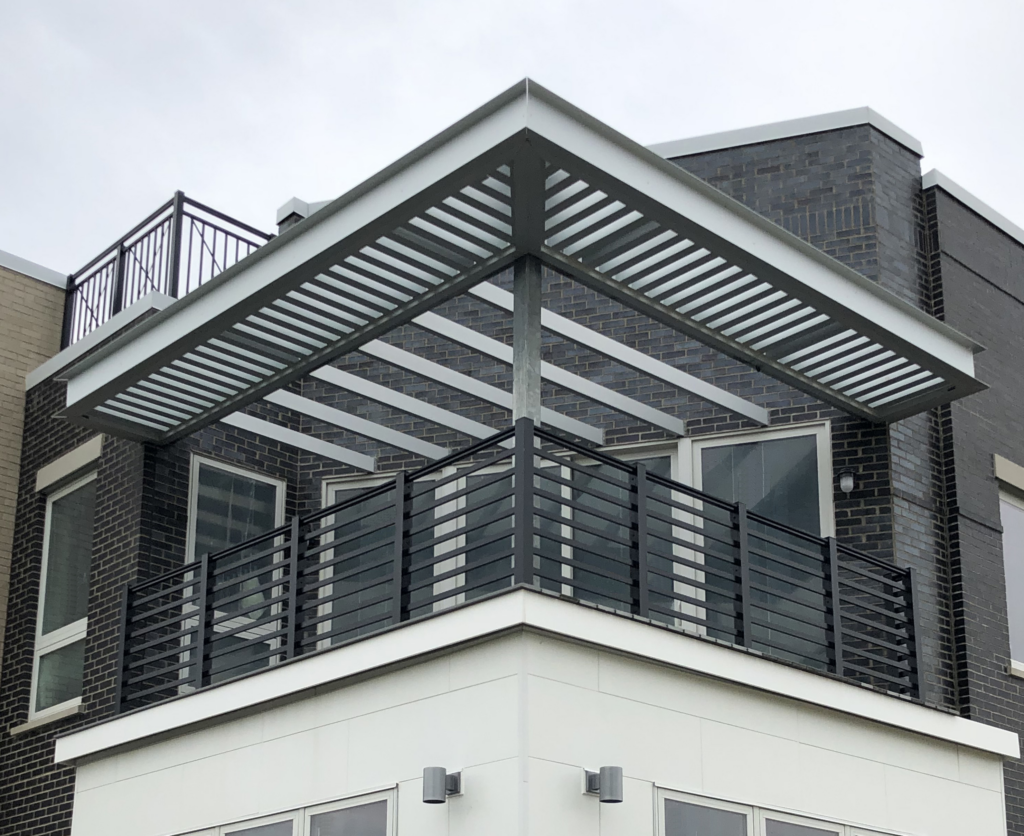 Horizontal Railing: Series 9H - Superior Aluminum